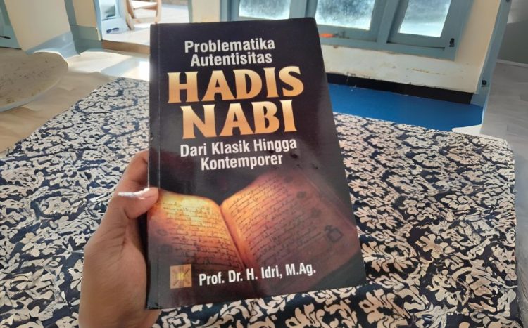 Empat Dasar Ulama dalam Menjaga Otentisitas Hadis Nabi | Suluk ID
